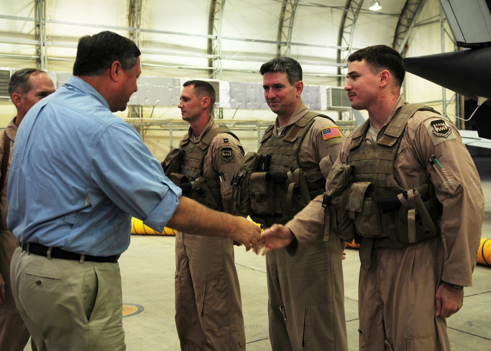 DVIDS - Images - Secretary Donley Visits Joint Base Balad