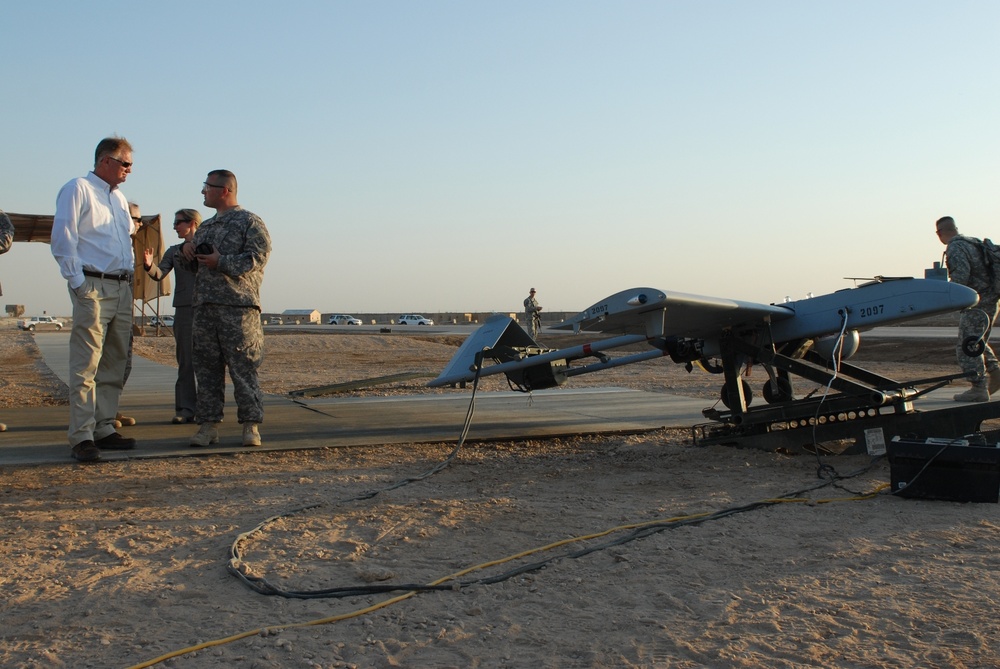 DVIDS - News - Deputy Secretary of Defense visits Forward Operating ...