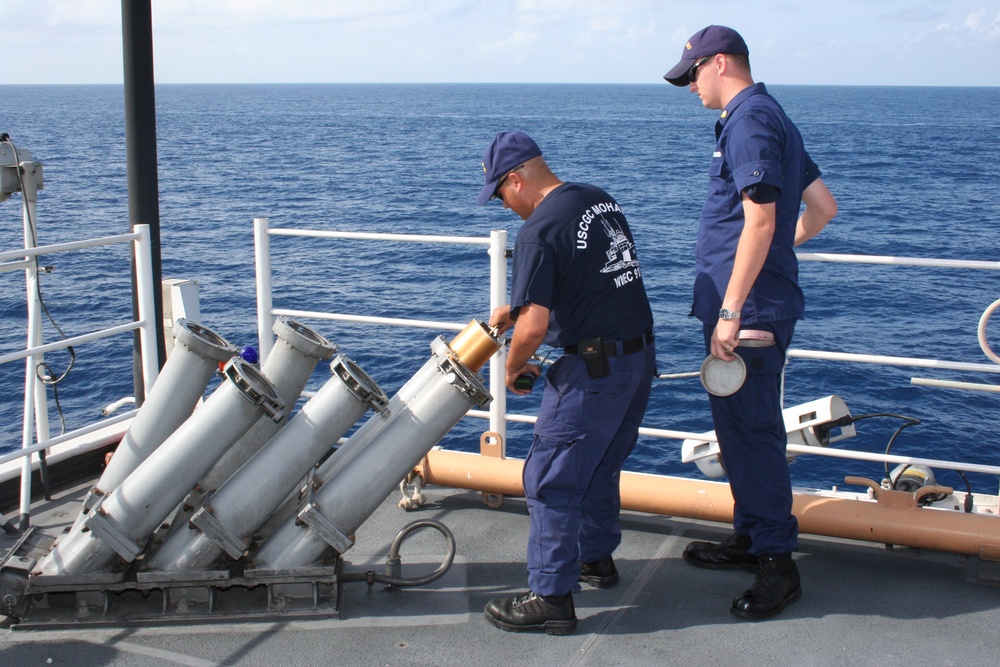 DVIDS - Images - Navy, Coast Guard practice maritime interdiction ...