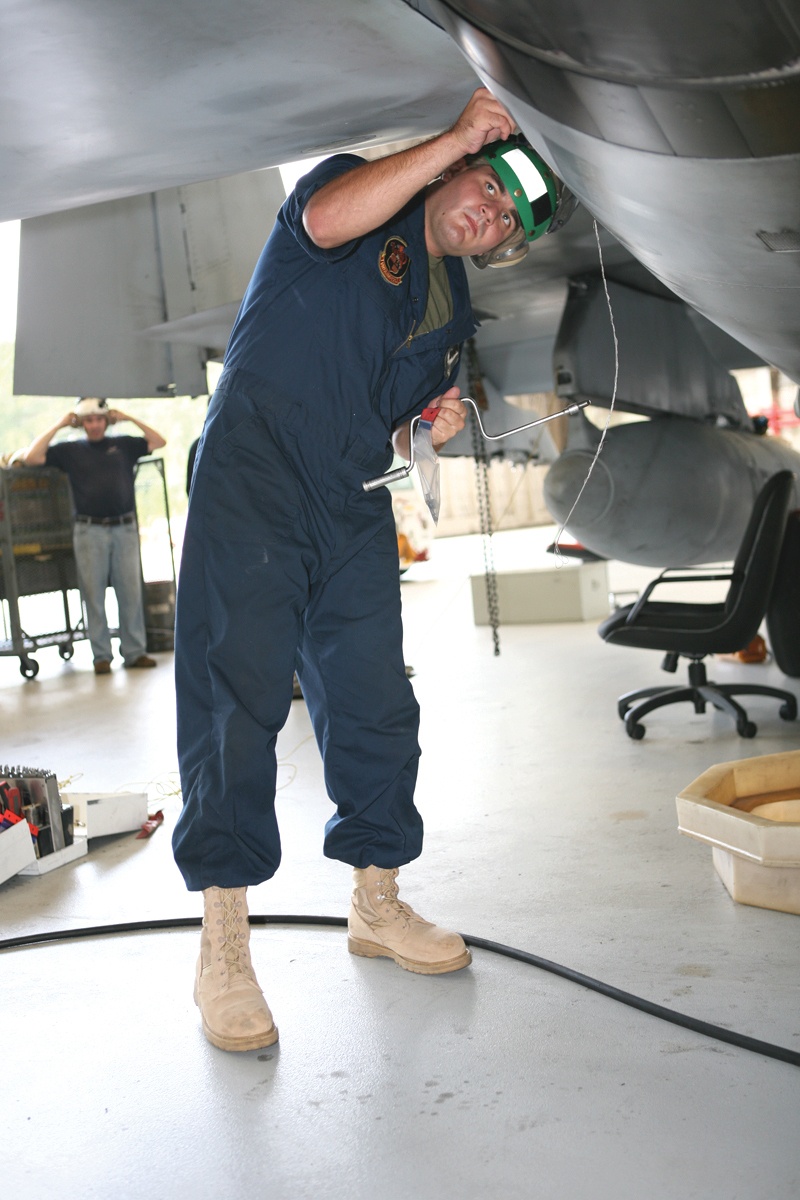 DVIDS - News - Airframes keeps jets airborne