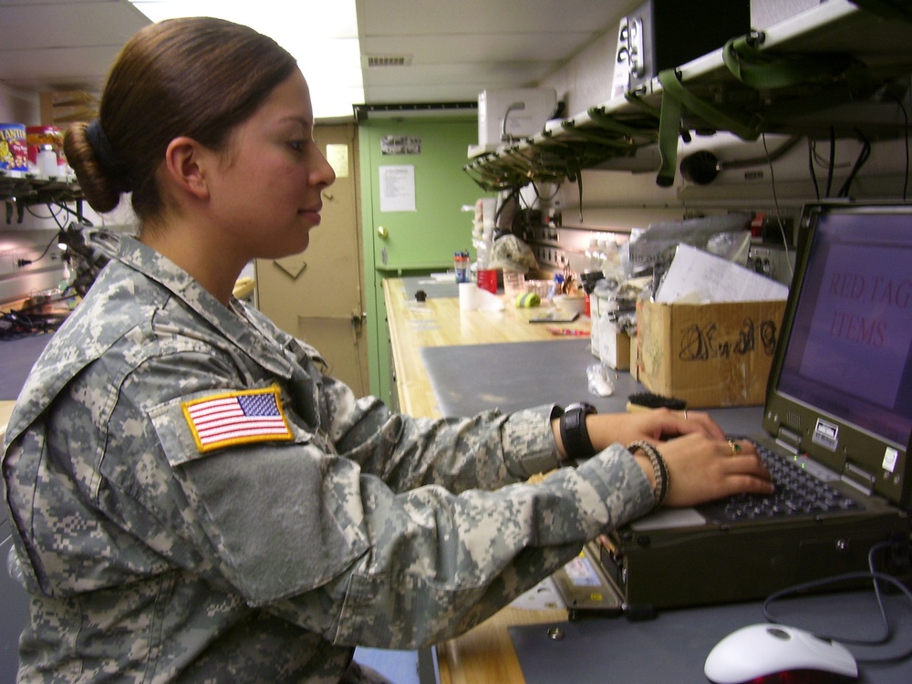 DVIDS - Images - Elmont Native Helps Maintain Aircraft in Iraq [Image 2 ...
