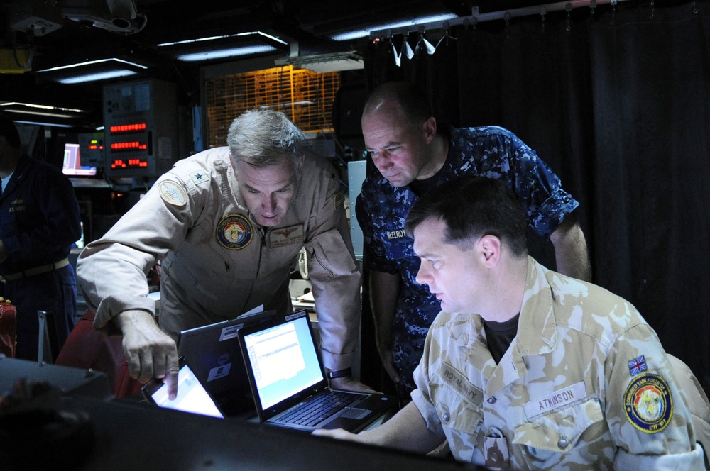 DVIDS - Images - Counter-piracy operations off Somalia coast