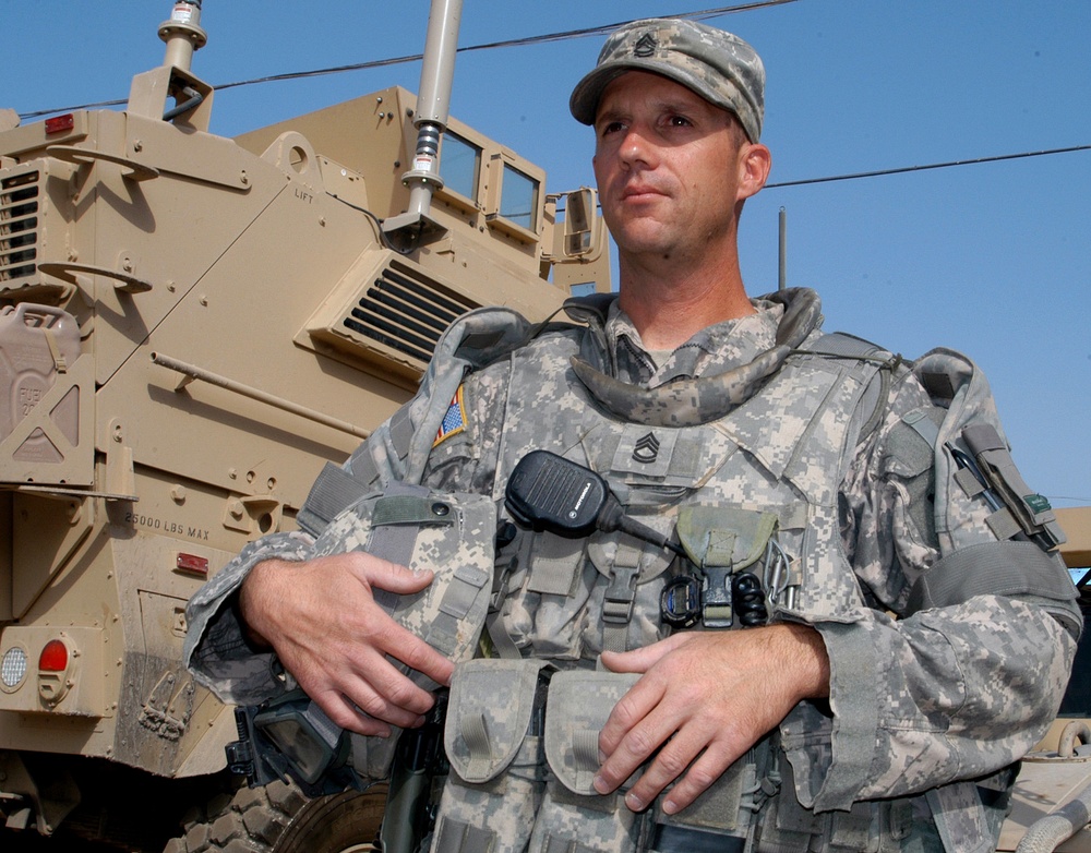 DVIDS - News - Face of Defense: Medal Recipient Chooses Third Iraq Tour