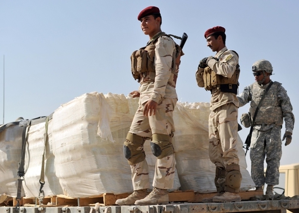 DVIDS - News - U.S., Iraqi Army provide aid to Mahmudiyah citizens