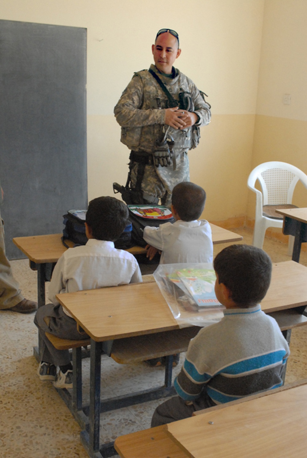 DVIDS - News - Iraqi children receive tools to succeed