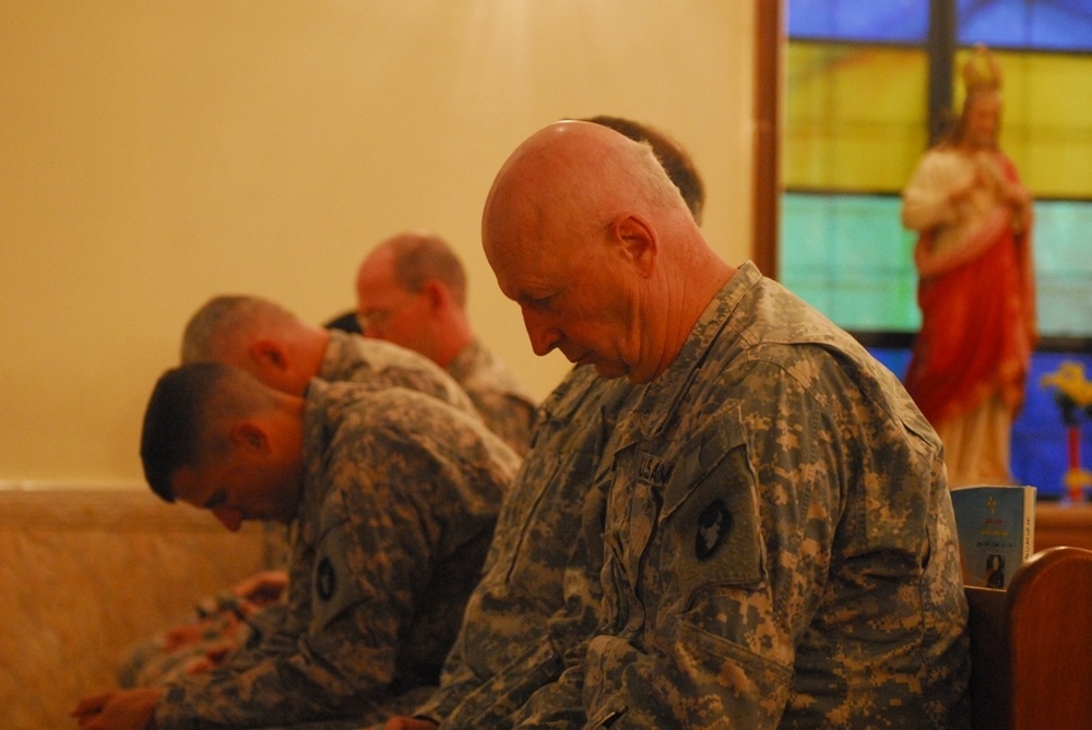 DVIDS - News - Maj. Gen. Nash attends Mass, thanks church leaders
