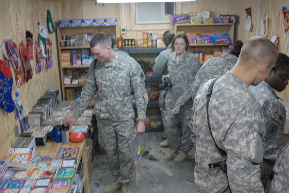 DVIDS - Images - 3rd HBCT ministry team open Soldiers pantry at Forward ...