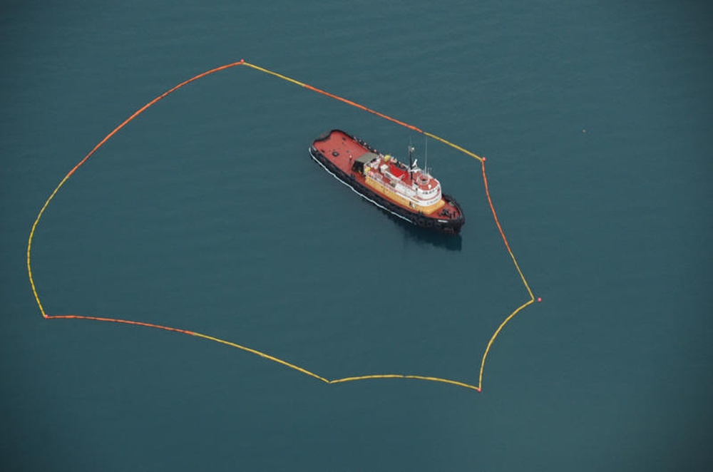 DVIDS - News - Coast Guard continues coordination efforts on Bligh Reef ...