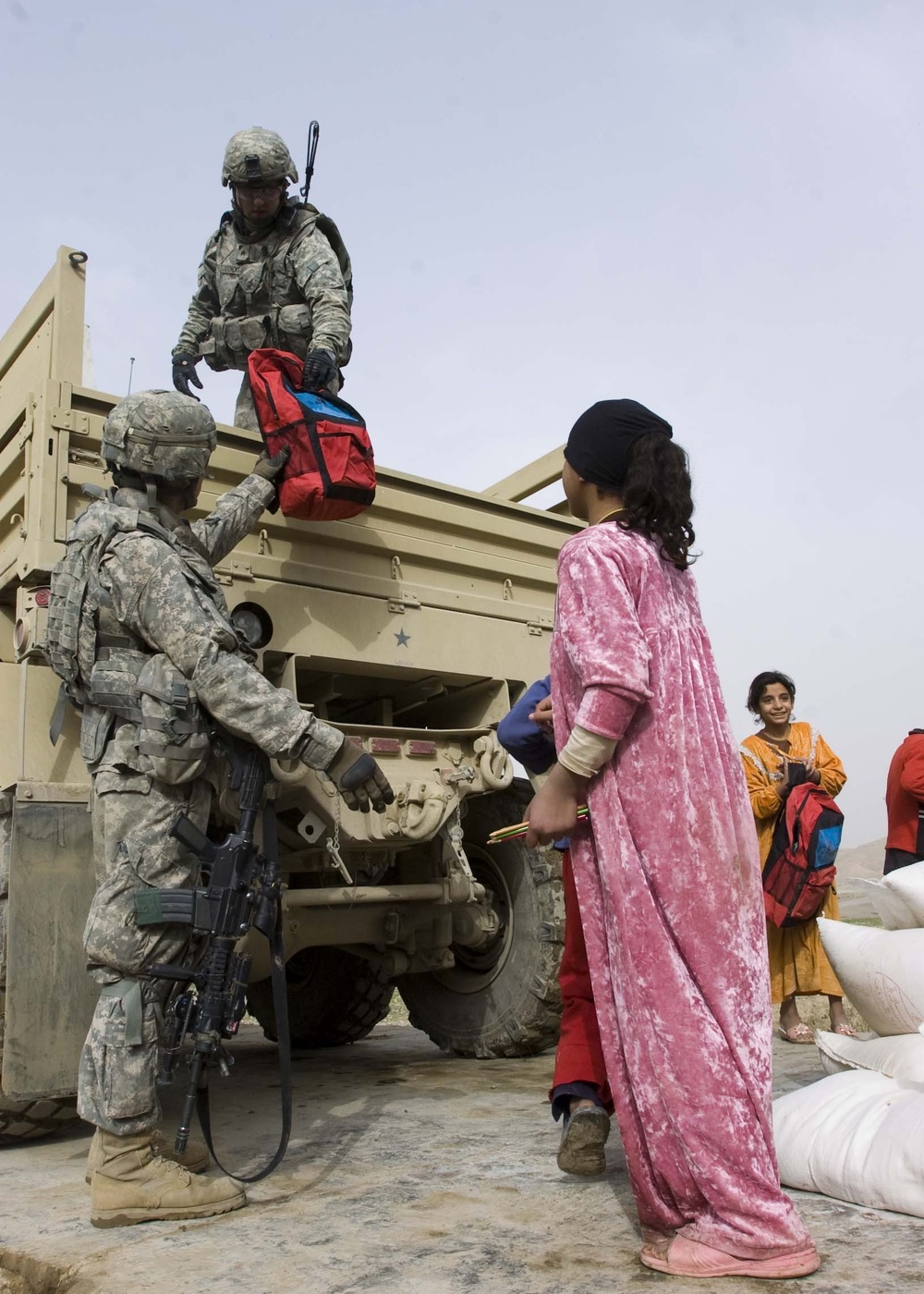 DVIDS - News - Iraqi Army leads combined humanitarian aid mission in ...