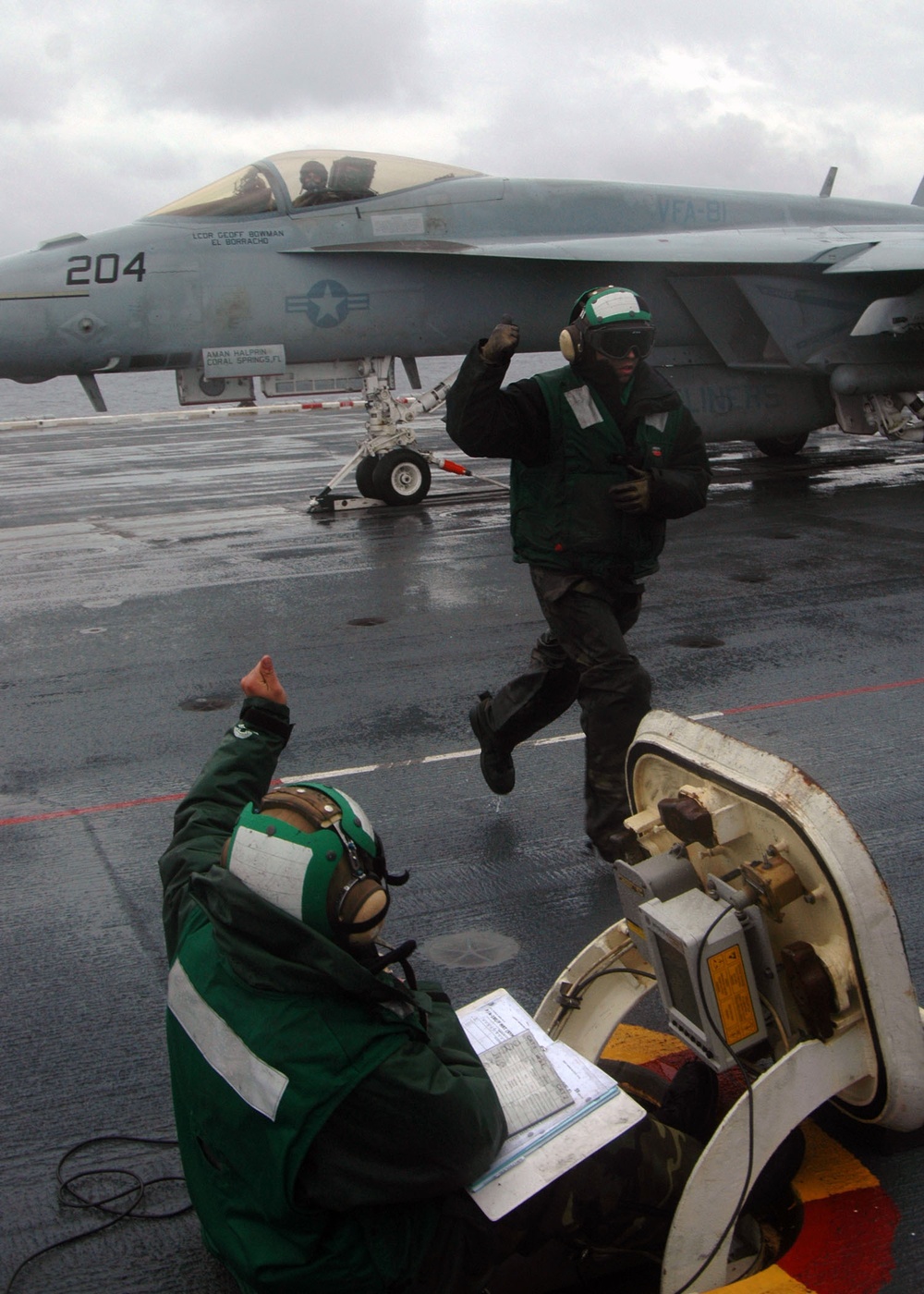 DVIDS - Images - USS Carl Vinson action [Image 2 of 2]