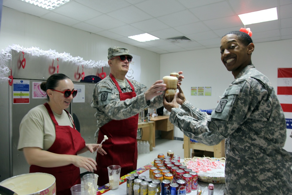 DVIDS - Images - Ice Cream for Soldiers [Image 2 of 7]