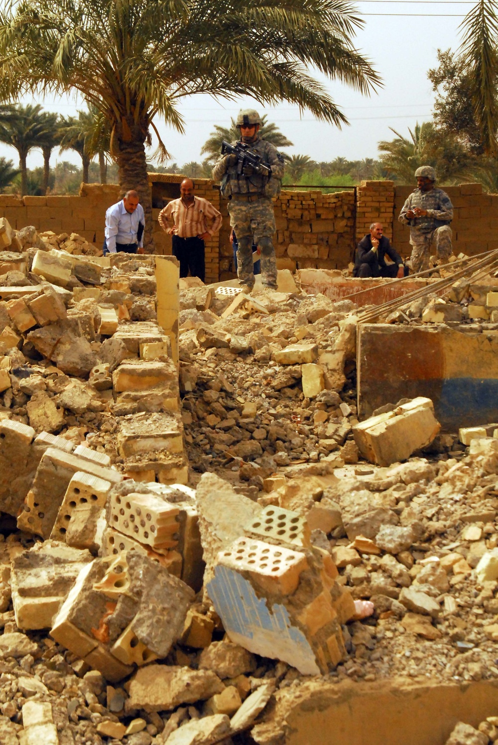 DVIDS - Images - Soldiers help displaced persons [Image 19 of 28]