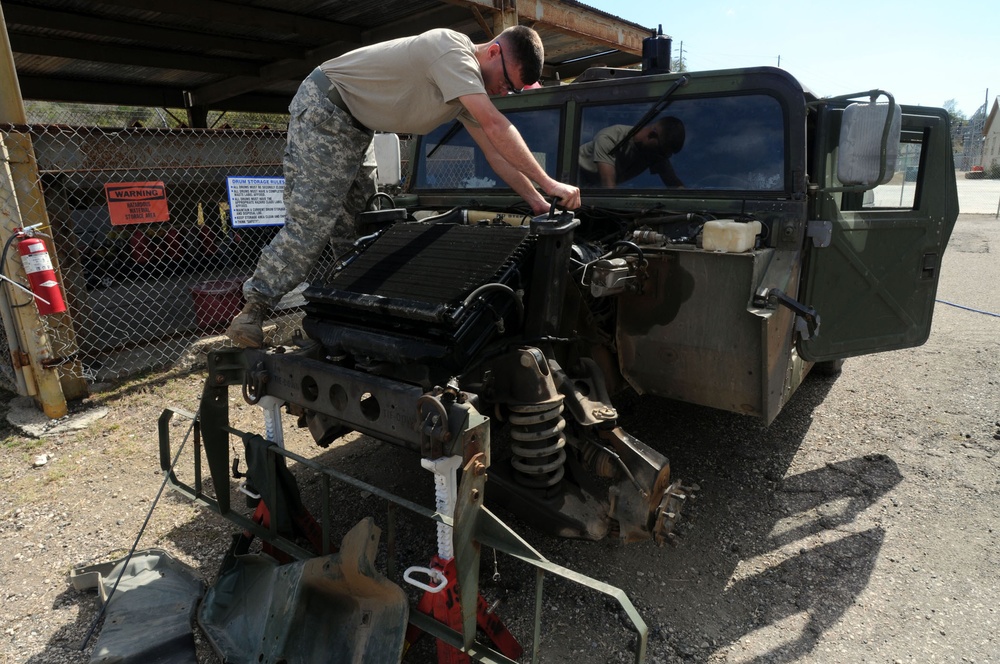 DVIDS - Images - 525th Humvee Motorpool [Image 1 of 2]