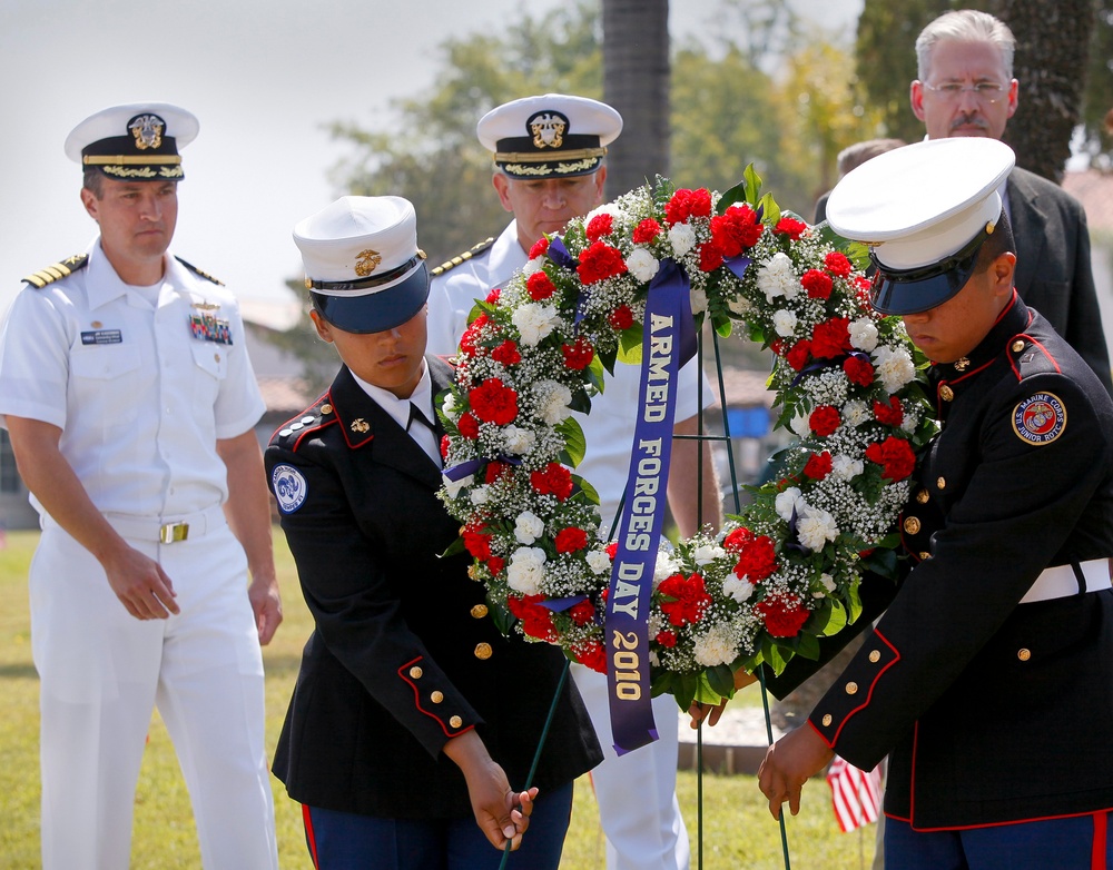 DVIDS - Images - Wreath laying ceremony [Image 2 of 2]