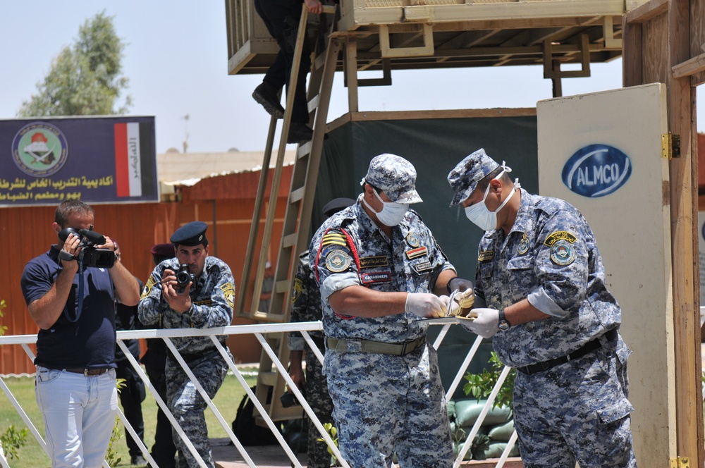 DVIDS - News - 13th Class of Iraq's Federal Police Graduate From ...