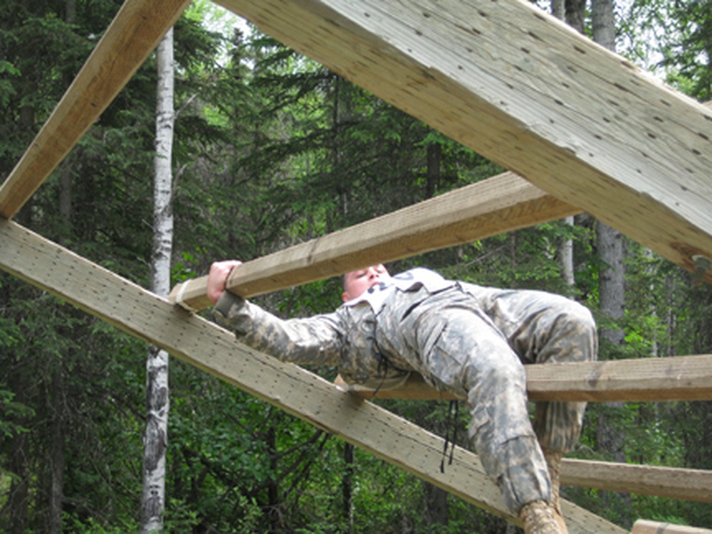 DVIDS - News - North Dakota’s ‘Best Warriors’ Place Runner-Up in Region ...