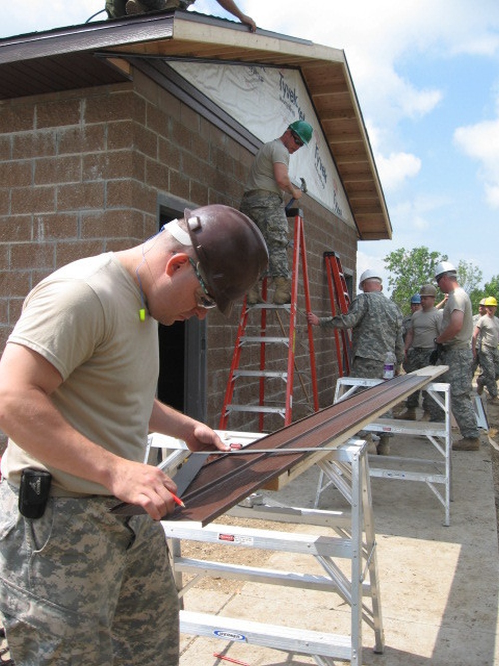 DVIDS - Images - Engineer Company Constructs New Classroom at Garrison ...