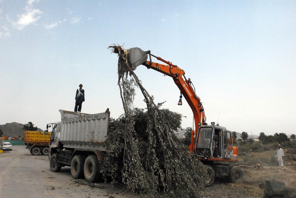 DVIDS - Images - Rakkasans Give Trees, Help Boost Economy [Image 3 of 3]