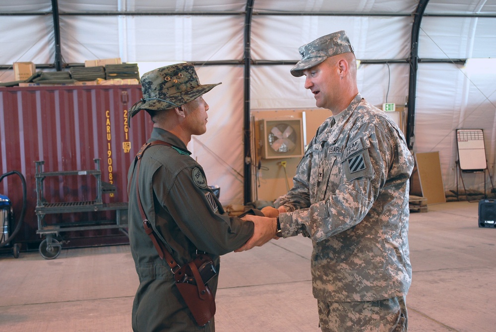 DVIDS - News - Korean task force dons Marne combat patch
