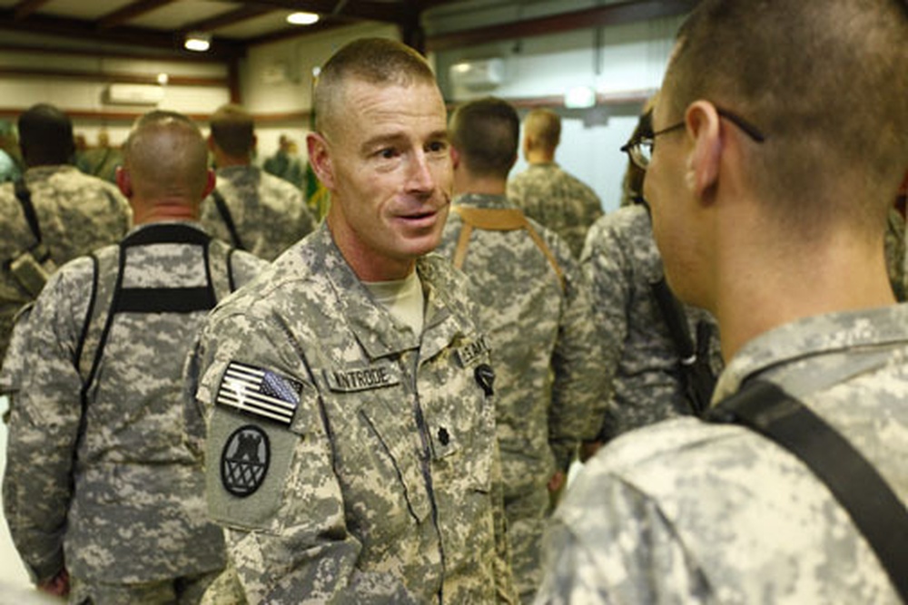 DVIDS - News - 105th Military Police Battalion Holds its Combat Patch ...