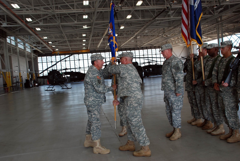 DVIDS - Images - Natchitoches pilot takes command of aviation battalion ...