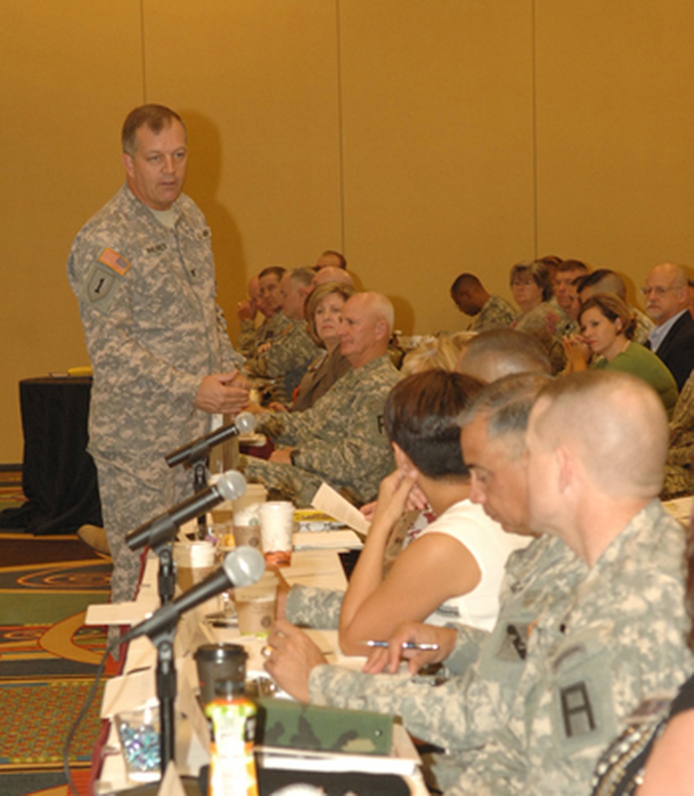 DVIDS - News - First Army conducts Commander's and Family Delegate ...