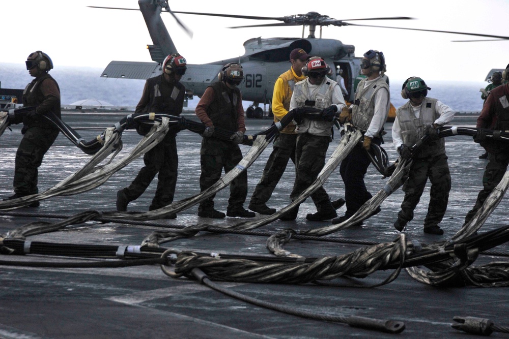 DVIDS - Images - USS George Washington action [Image 1 of 2]