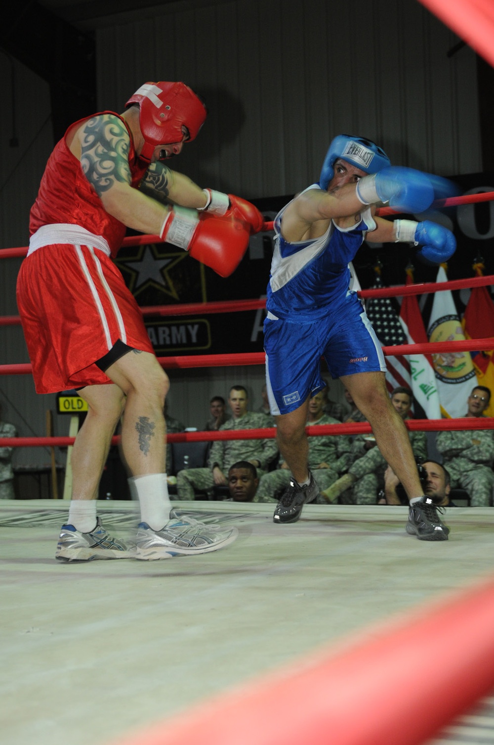 DVIDS - News - 1AD hosts second boxing smoker