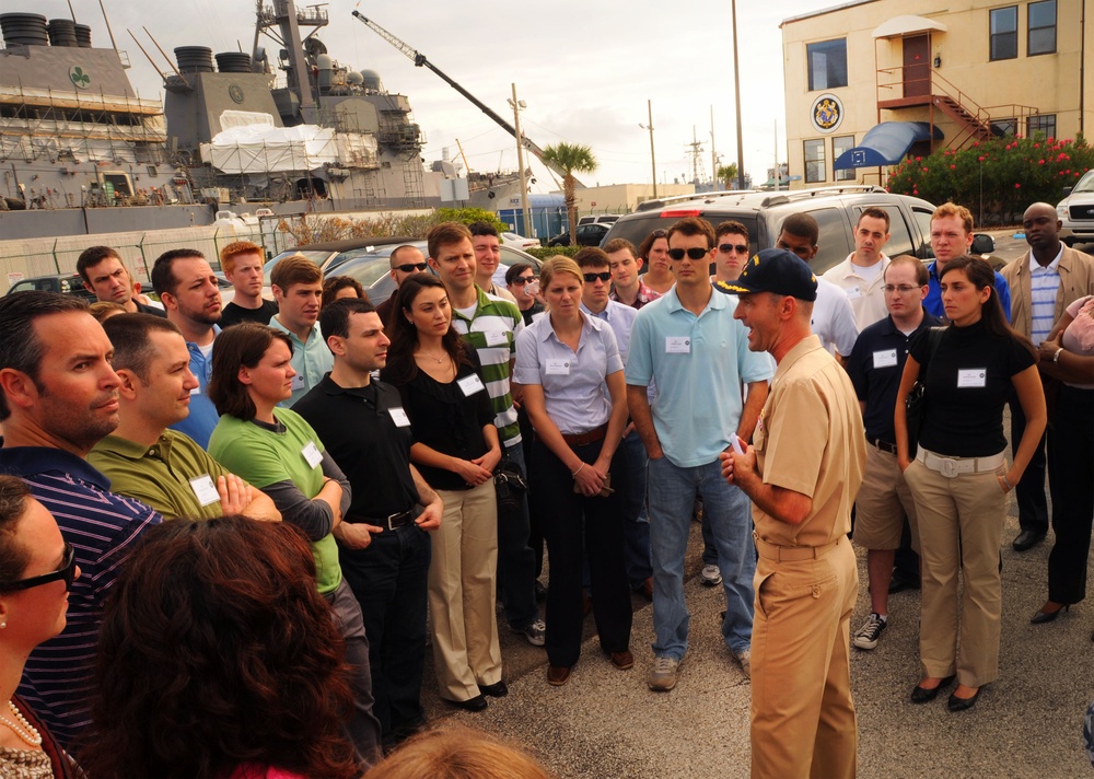 DVIDS - Images - The Judge Advocate General's Corps National Moot Court ...