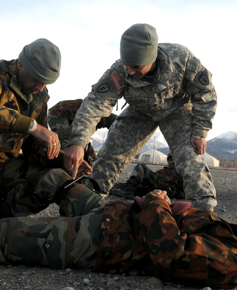 DVIDS - News - USARAK trains with Indian Army on basic combat skills ...