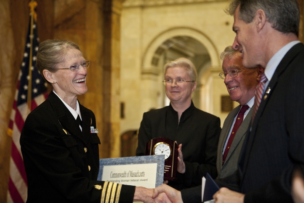 DVIDS - Images - The Women Are Veterans Too! award ceremony