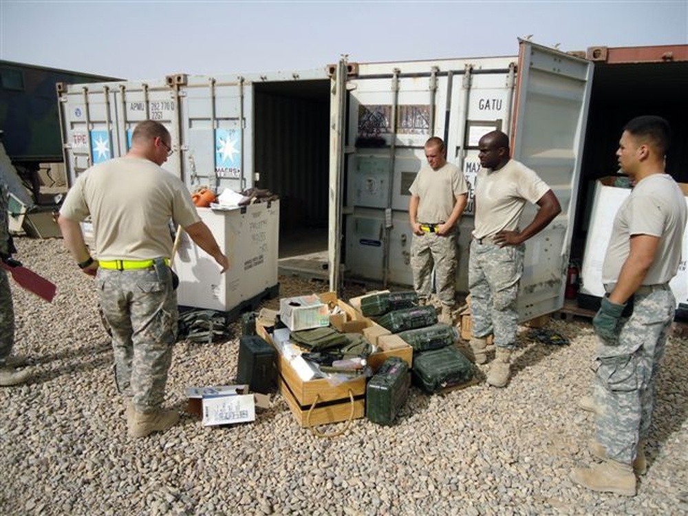 DVIDS - News - Maintenance Soldiers turn in non-seaworthy containers