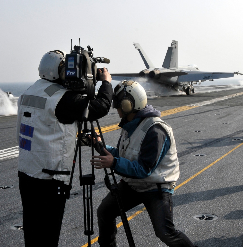 DVIDS - Images - USS George Washington action