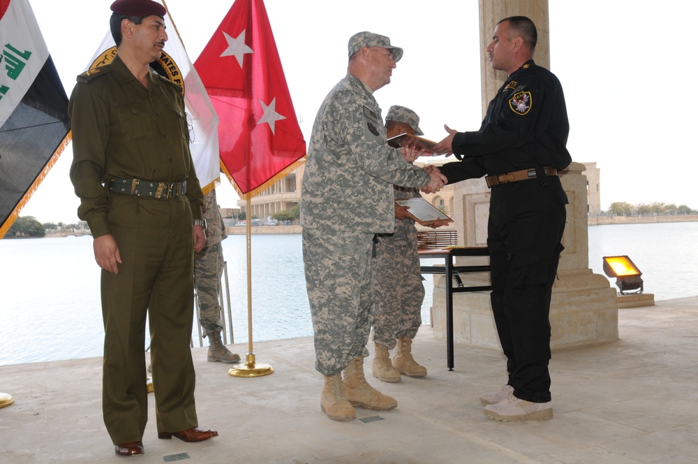 DVIDS - News - Iraqi personnel graduate from basic interrogators course