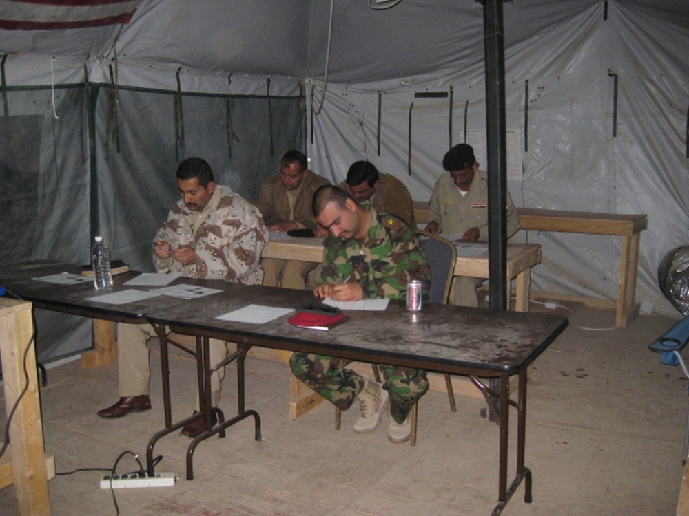 DVIDS - News - Soldiers train Iraqi border troops at JSS Sifer