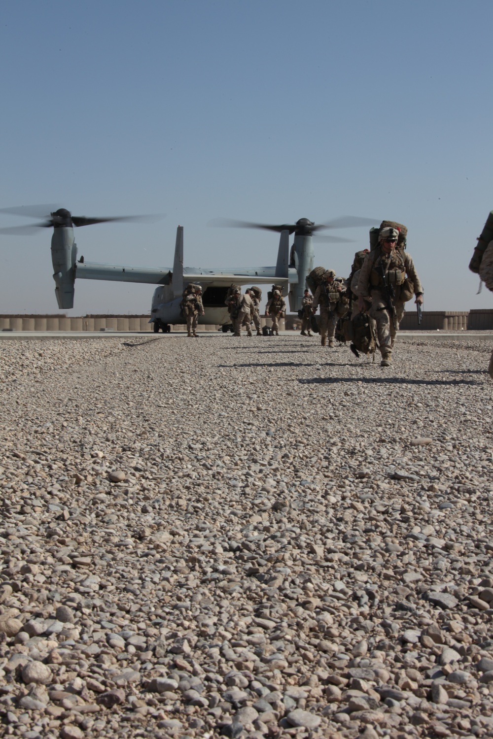 DVIDS - Images - 3rd MAW Marines land at Camp Price [Image 7 of 11]
