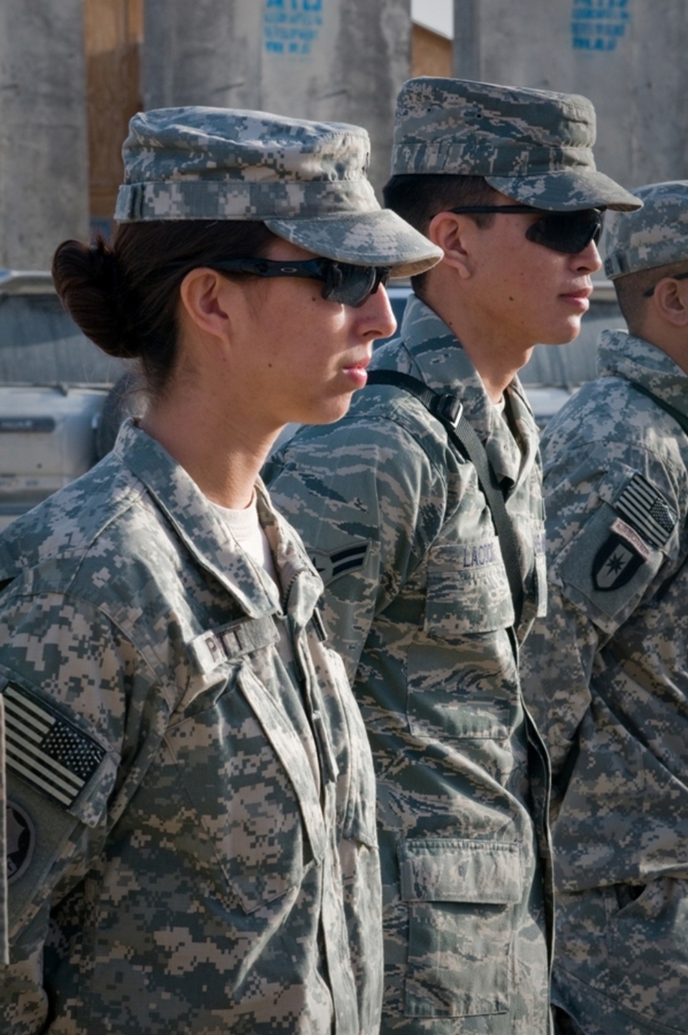 DVIDS - Images - Brother pins new 2SCR sergeant in Afghanistan [Image 1 ...