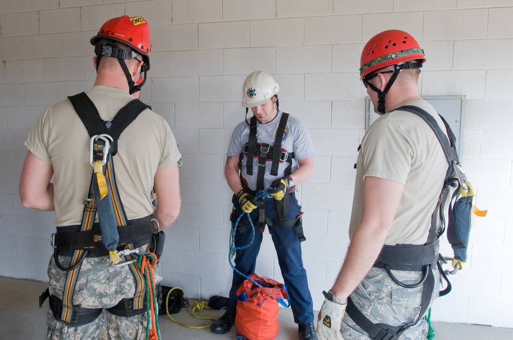 DVIDS - News - Civil Support Teams work together with Dallas first ...