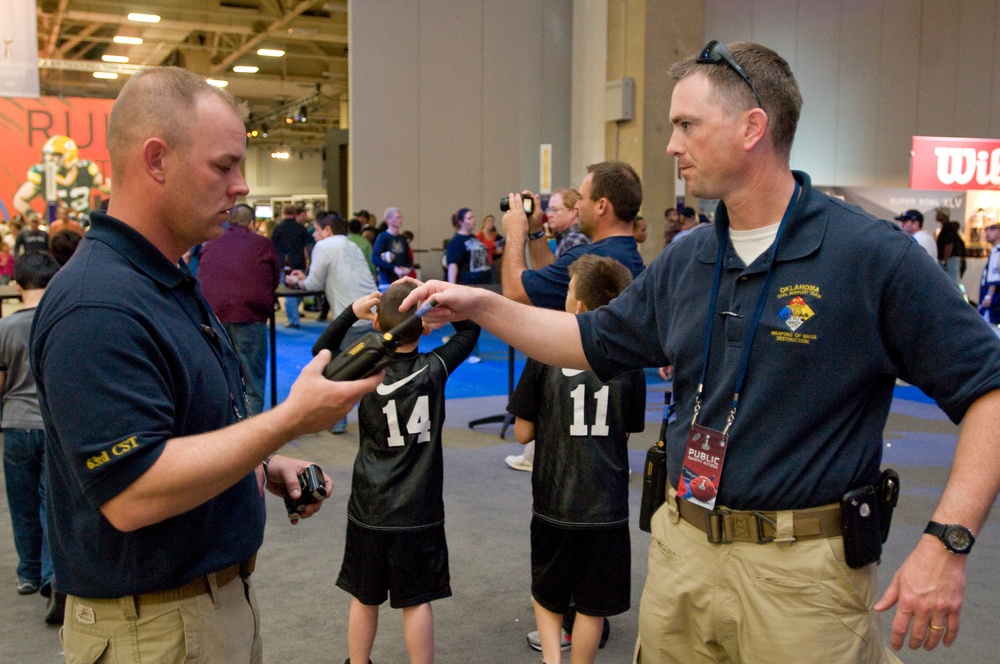 DVIDS - News - Civil Support Teams work together with Dallas first ...