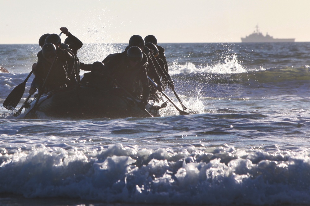 DVIDS - Images - CRRC training with JGSDF, EWTGPAC [Image 1 of 8]
