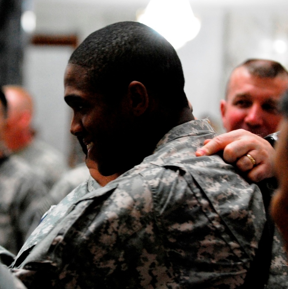 DVIDS - News - Two ‘Dagger’ Brigade soldiers become US citizens in Iraq ...