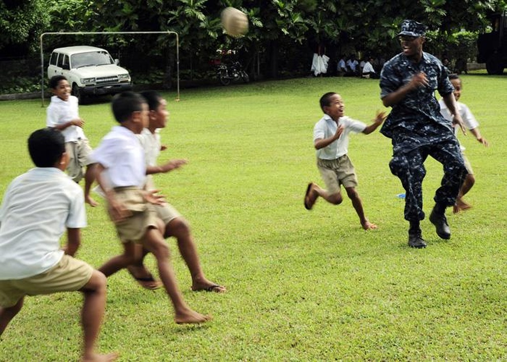 DVIDS - News - Pacific Partnership Mission Commander Talks with Tongan ...