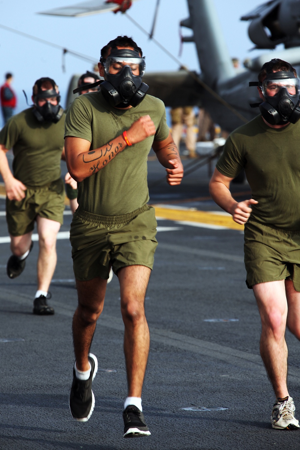 DVIDS - Images - 22nd MEU Marines Test Physical Fitness [Image 2 of 4]