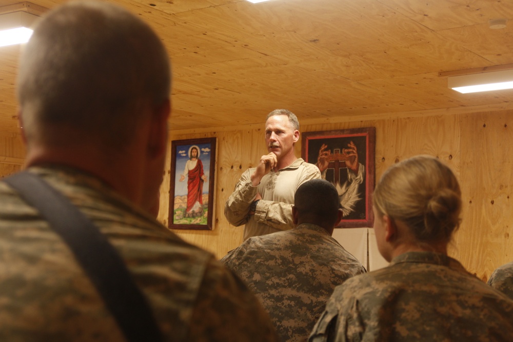 DVIDS - News - Joint engineering effort builds bridges between US Army ...