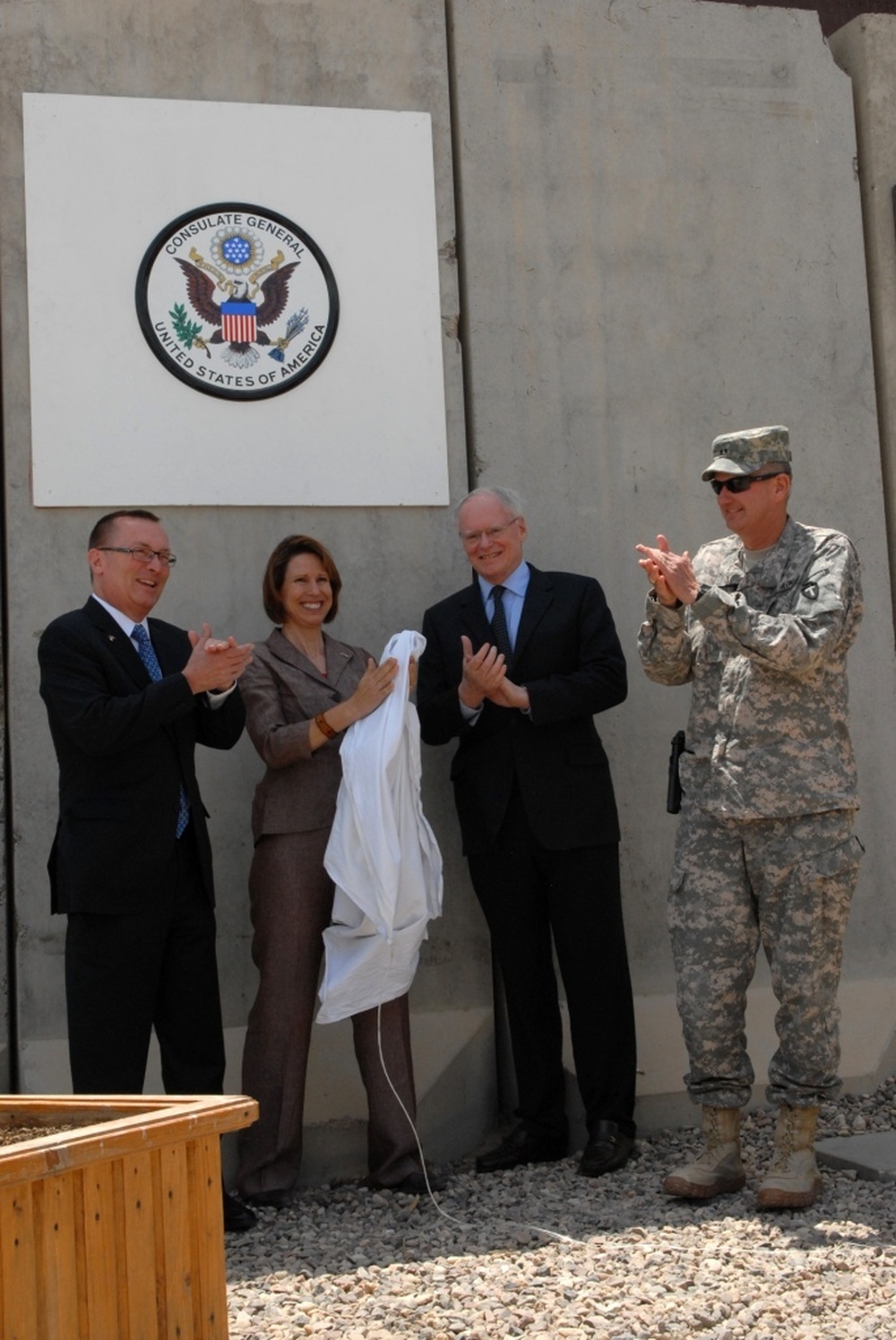 DVIDS - News - Basrah PRT becomes consulate general: Piper A. W ...