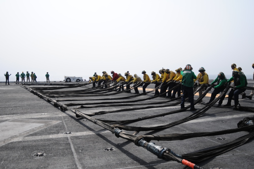 DVIDS - Images - Flight deck training drills aboard USS George H.W. Bush