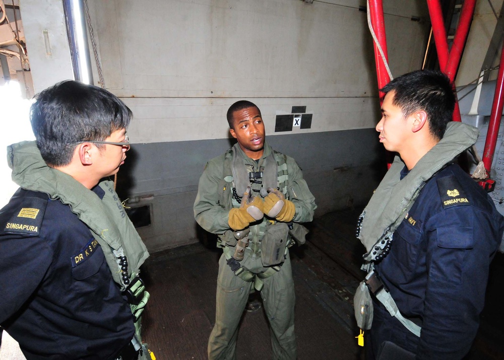 DVIDS - Images - Cooperation Afloat Readiness and Training [Image 1 of 3]