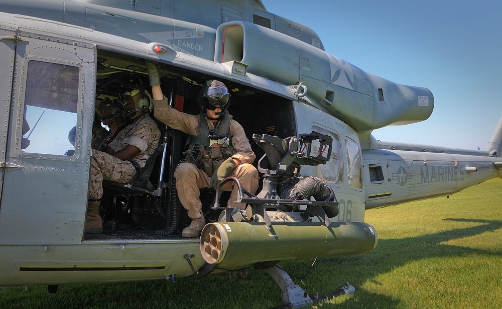 DVIDS - Images - 1st Marine Division leadership take aerial tour of ...