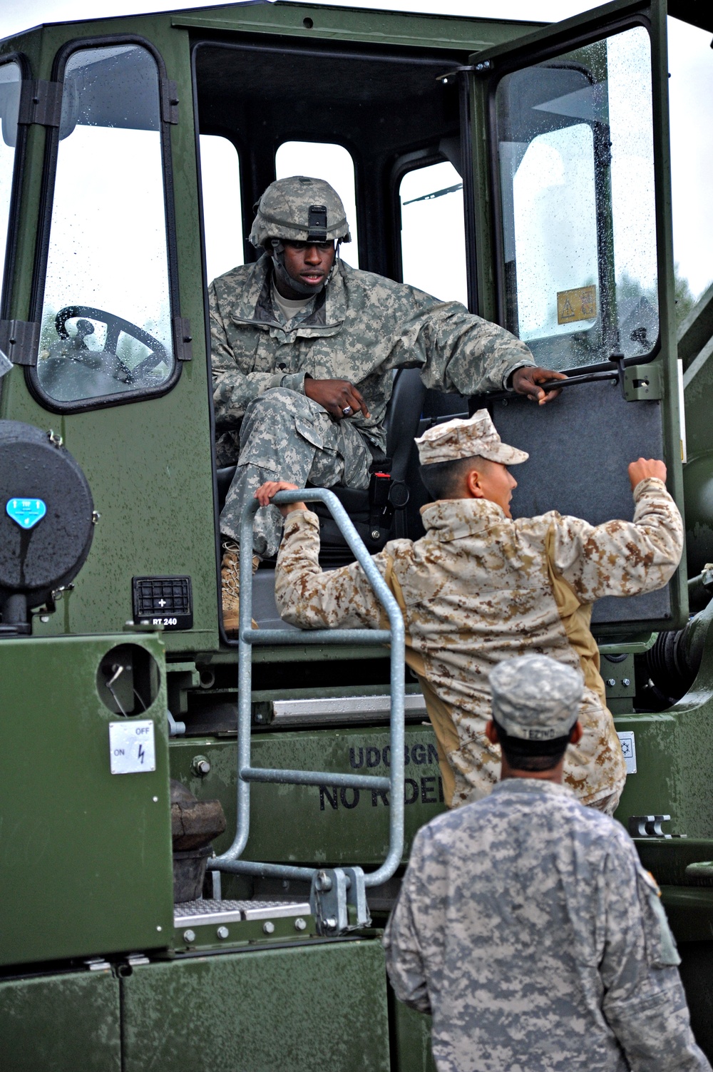 DVIDS - News - Marines provide mission support at Combined Endeavor 2011
