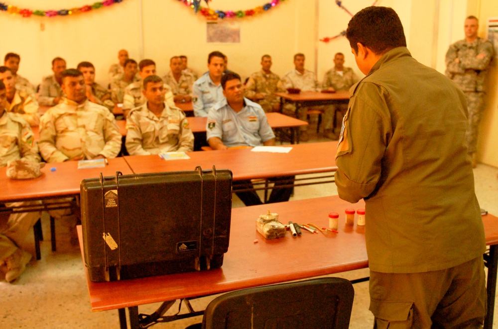 DVIDS - News - Eleventh Iraqi Army Division training academy takes off ...
